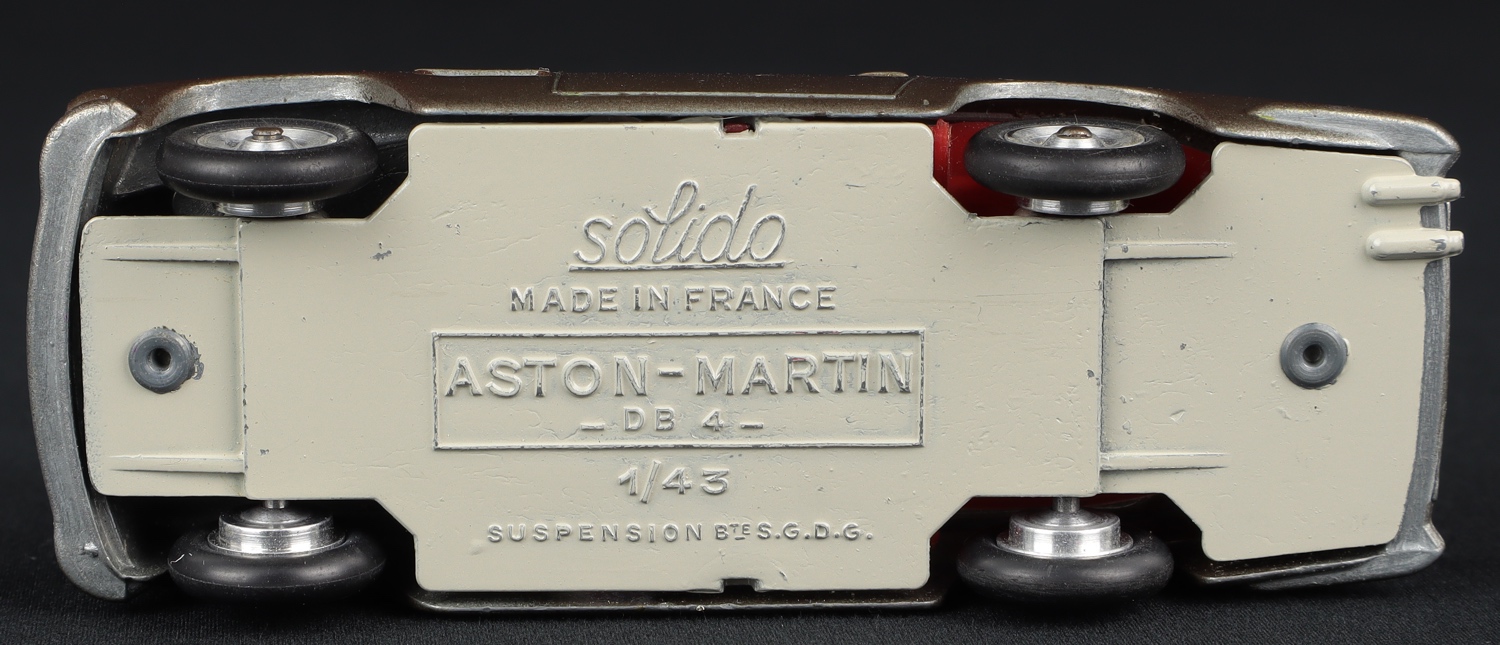 Solido Models 130 Aston Martin Vantage - QDT